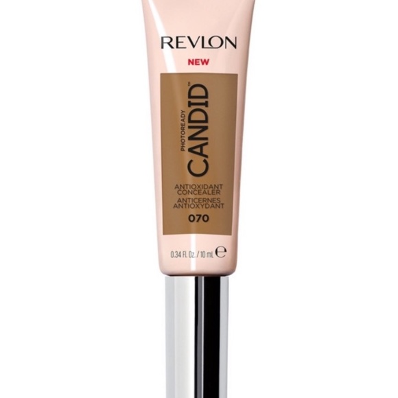 Revlon | Makeup | 525 Nwt Revlon Concealer Photoready Nutmeg | Poshmark